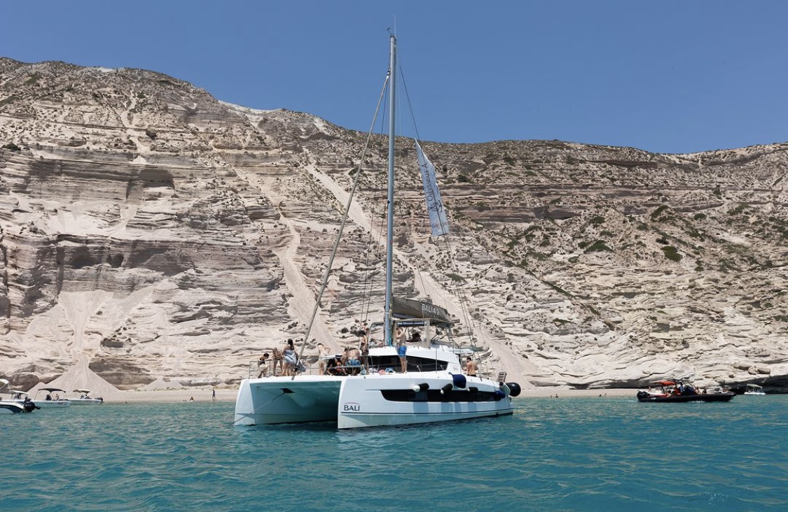 Gerakas beach Milos | One of the best beaches